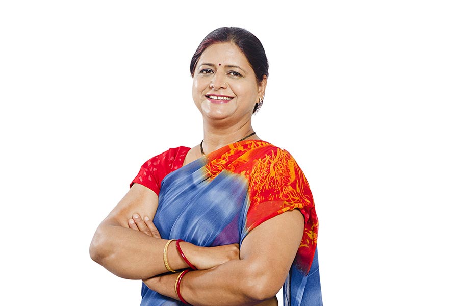 Indian Middle-Class Woman Wearing Traditional Saree With Arms Crossed ...